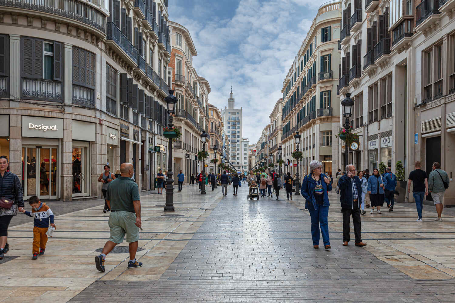 Malaga or Granada - Which is Better to Visit in 2024?